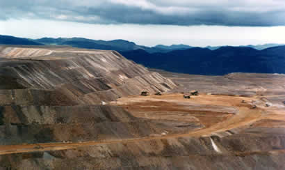 Estudio sobre las Relaciones de Minera Yanacocha con las comunidades ...